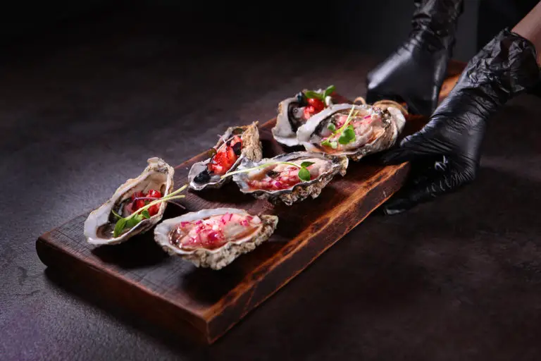 How To Eat Canned Oysters - Boss Oyster